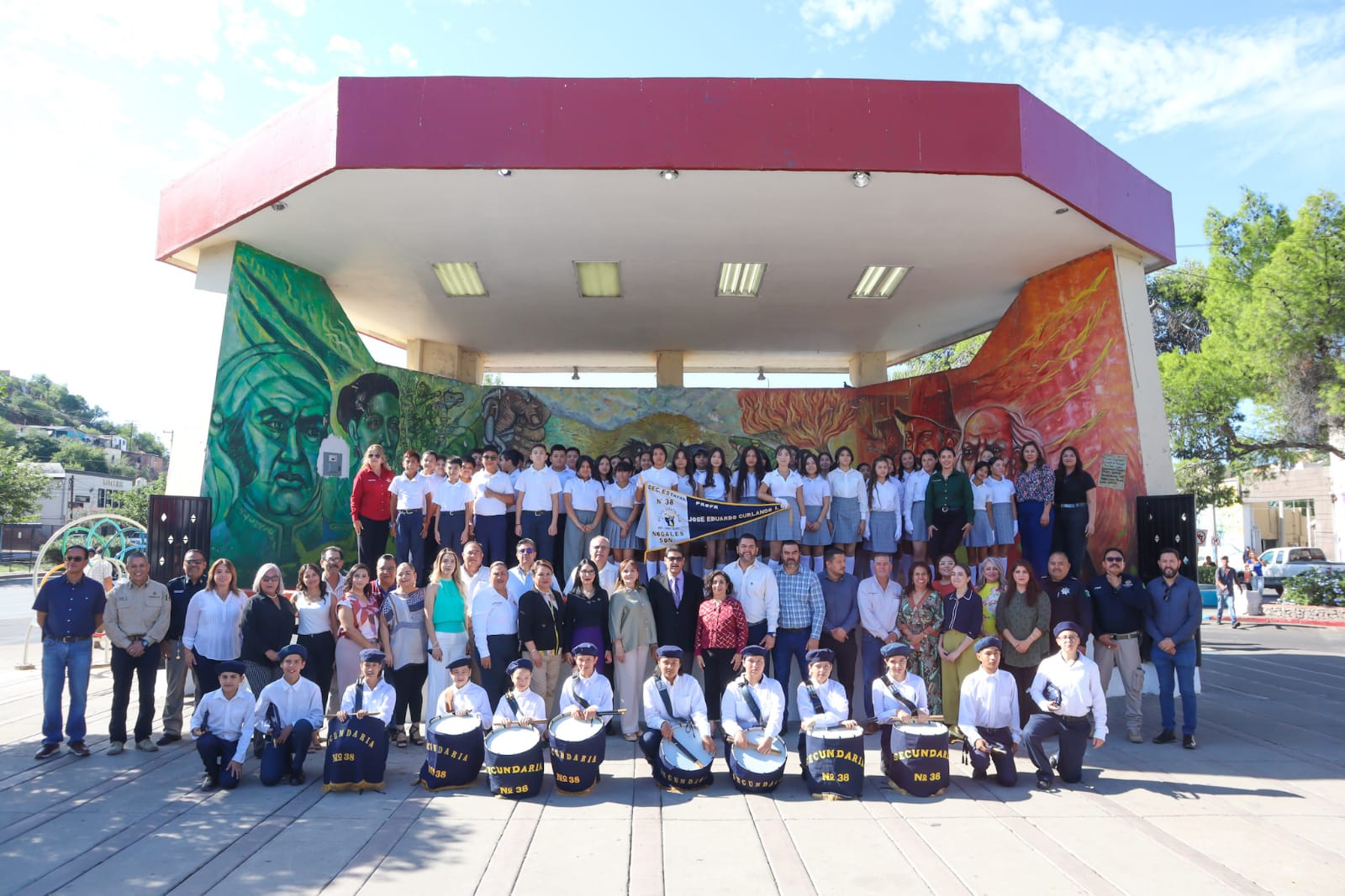 CELEBRA JFGN LUNES CÍVICO CON ESTUDIANTES DE SECUNDARIA - Gobierno ...